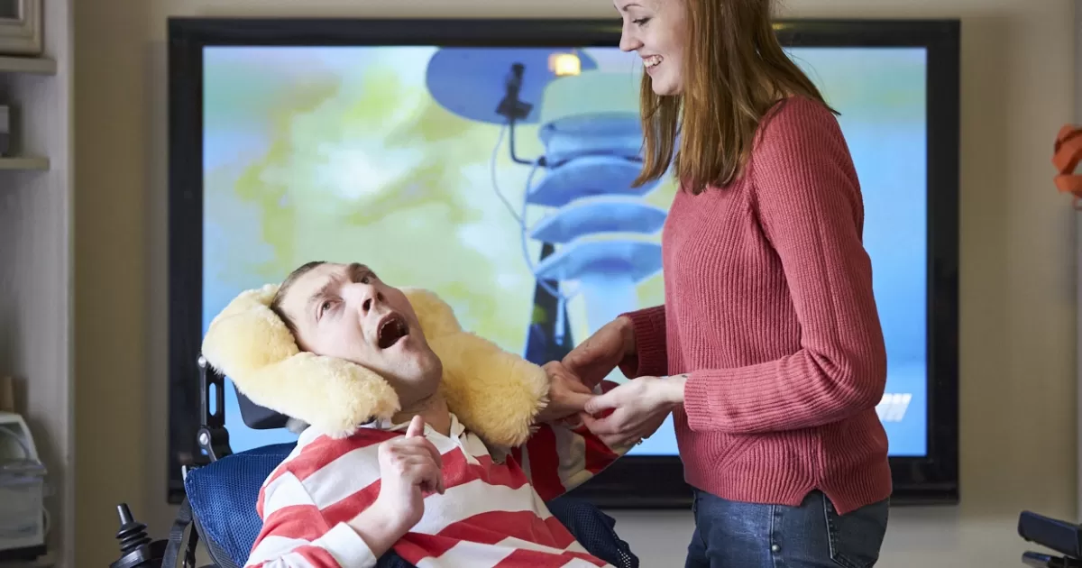 Five Great Reasons to Become a Support Worker